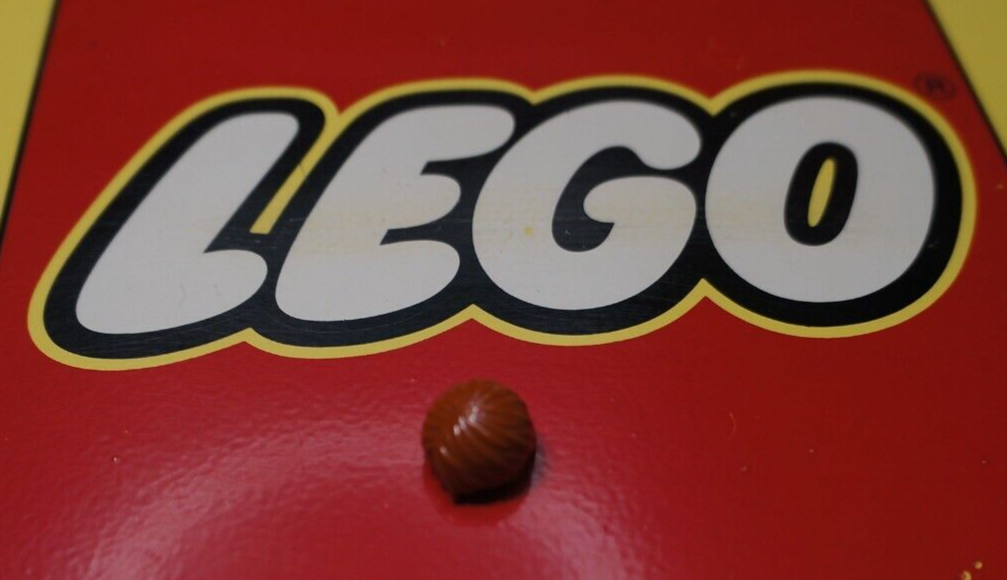 LEGO 62810 Dark Orange Minifigure, Hair Short Tousled with Side Part | eBay