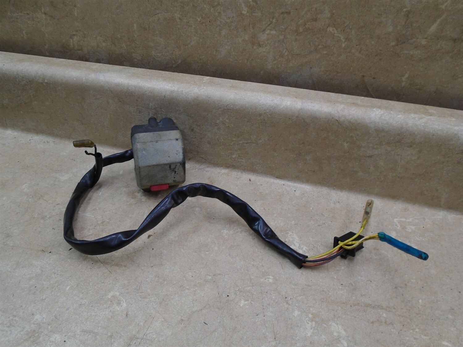 Suzuki 500 GS GS500 Right Handlebar Switch 1989 SB141 | eBay