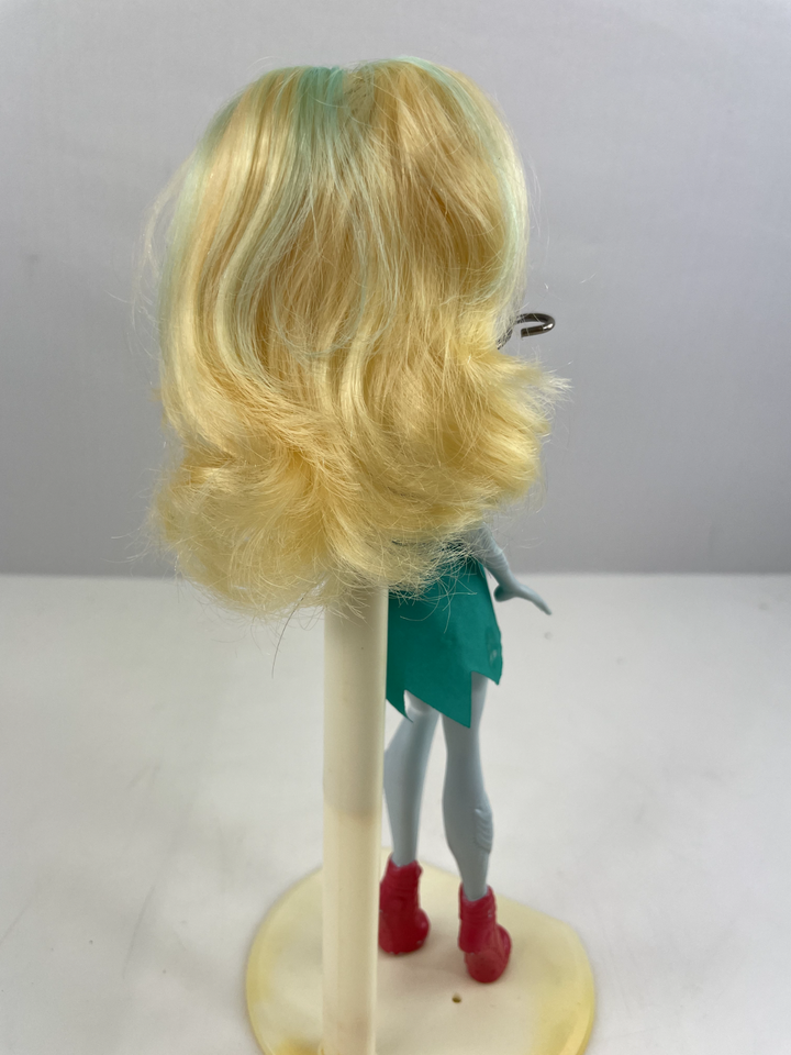 2016 Mattel Monster High LAGOONA BLUE Daughter of A Sea Monster Doll 11 ...