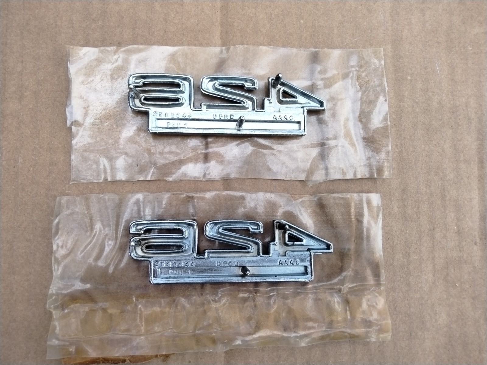 MOPAR NOS 426 HEMI EMBLEMS CHARGER,CORONET | eBay