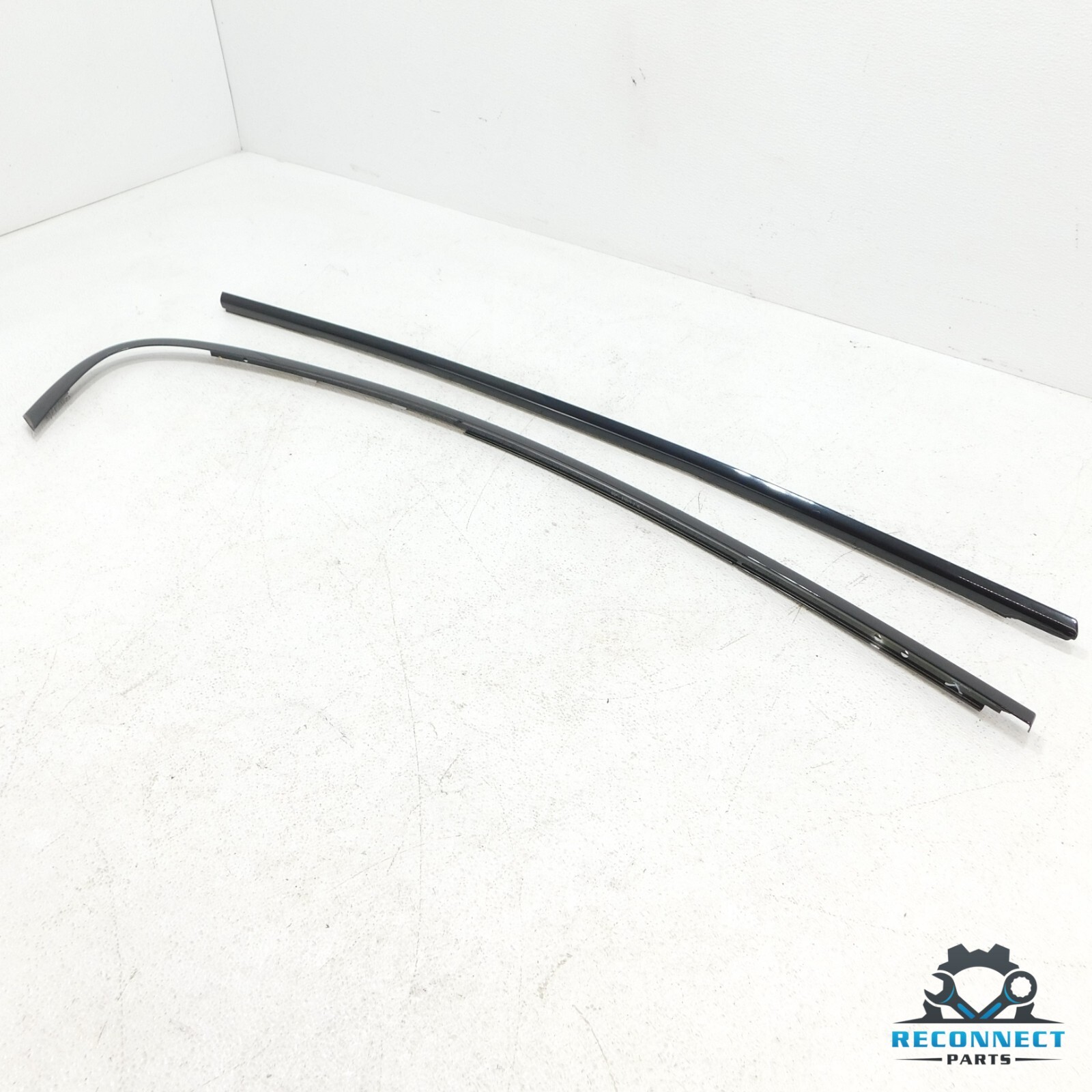 11-16 BMW 528i 535i M5 F10 Rear Right Door Window Reveal & Belt Molding ...