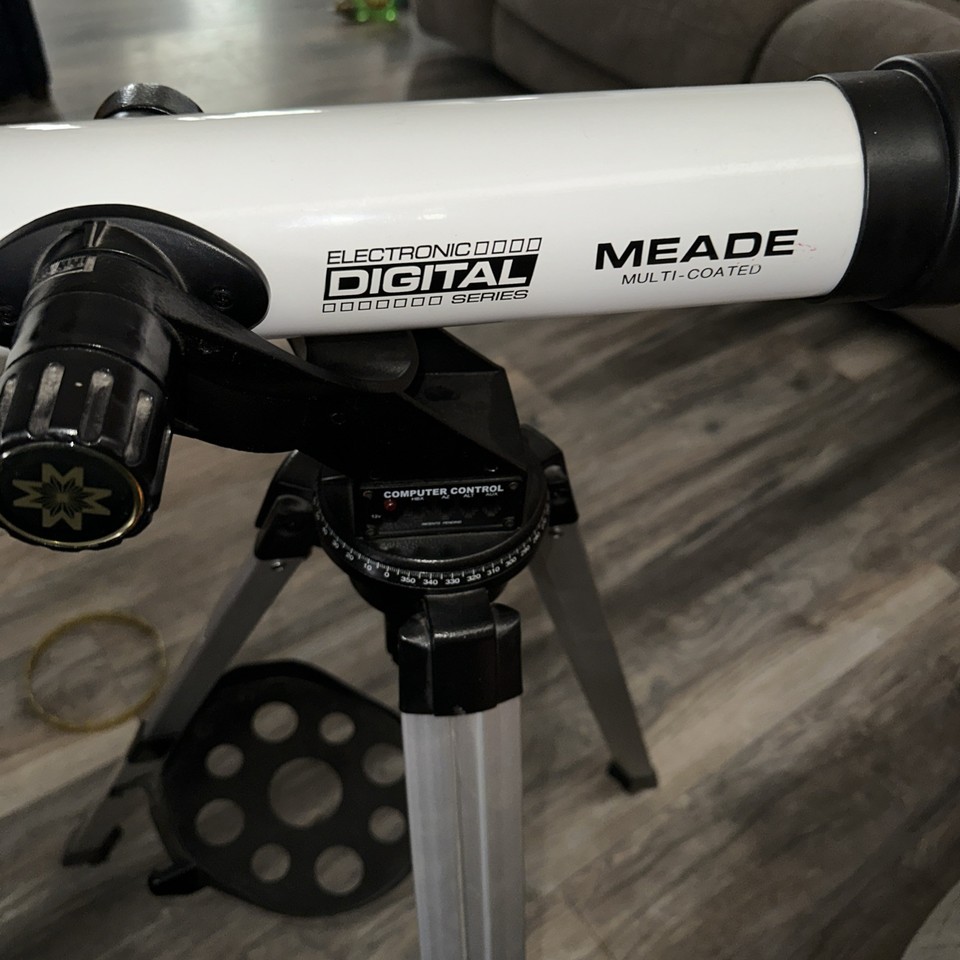 Meade DS-70EC Refracting Telescope | eBay
