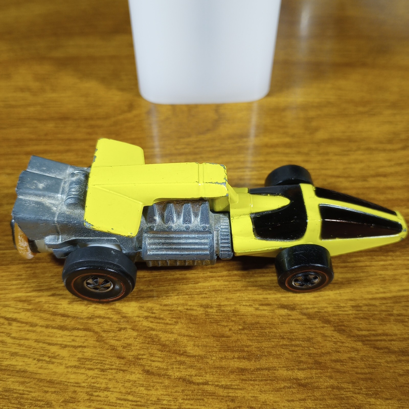 Hot Wheels Vintage Redline Revvers Buzzin' Bomb Yellow HK Hong Kong ...