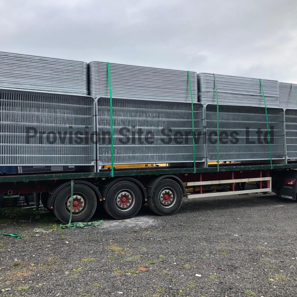 NEW HERAS FENCING HARRIS FENCE PANELS - TEMPORARY FENCING @ £27.00 +VAT ...