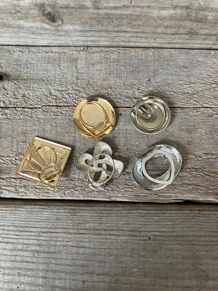 LOT OF ASSORTED VINTAGE TO NOW SCARF CLIPS | eBay