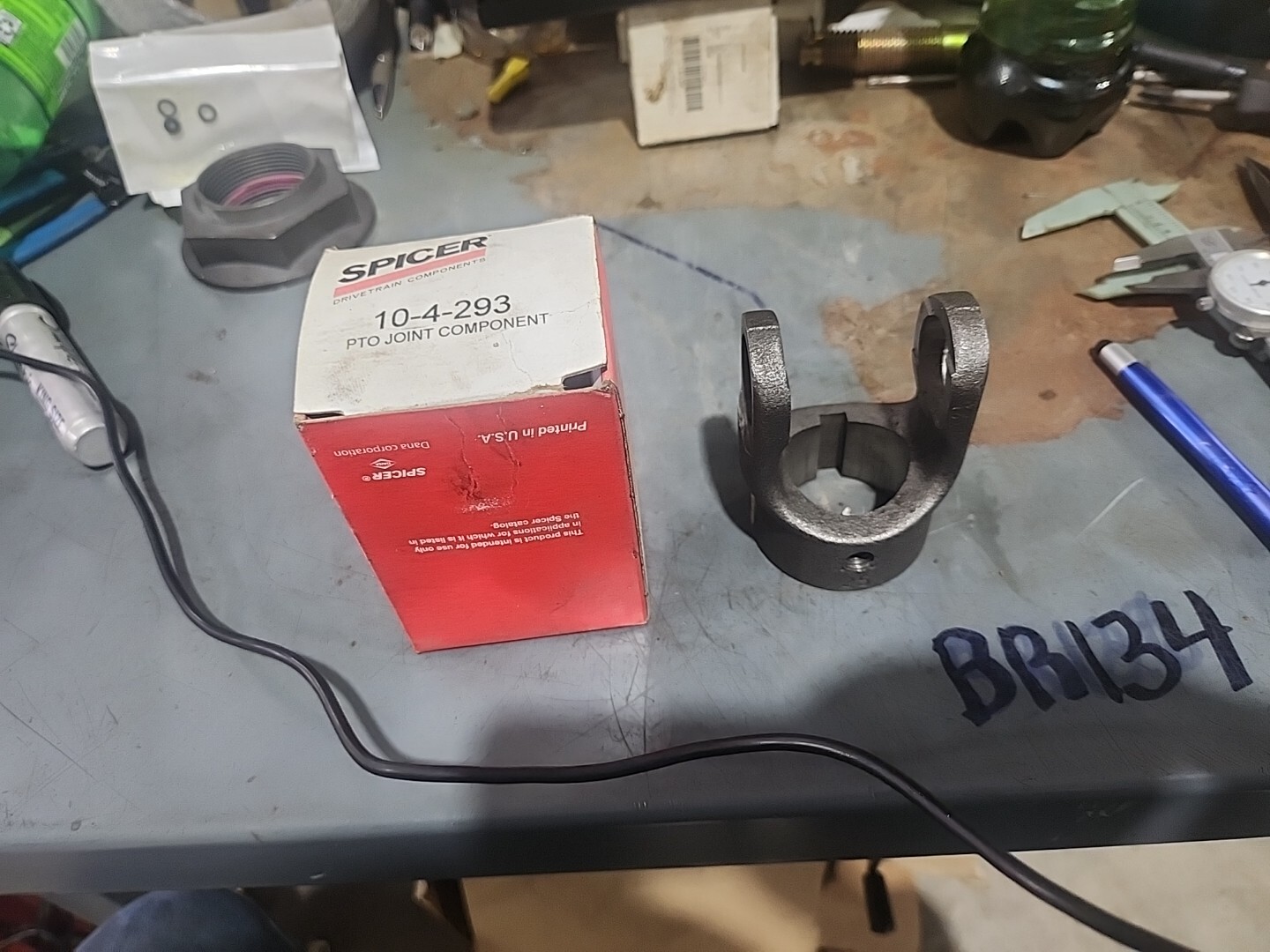 10-4-293 Spicer End Yoke 1.375 Bore .315 Keyway .938 Cap Bore 2.200 ...