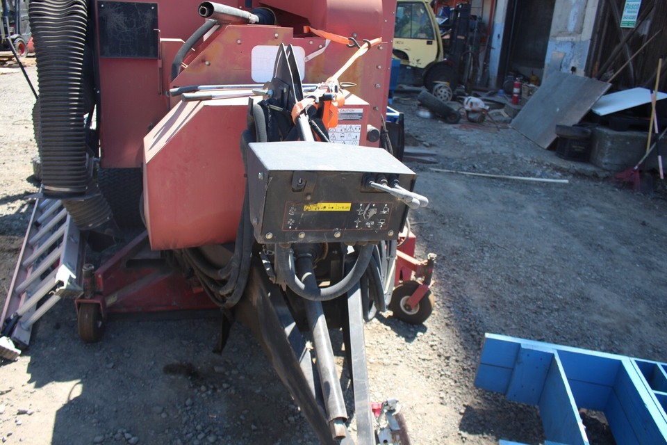 TORO VERSA-VAC TURF SWEEPER VACUUM | eBay