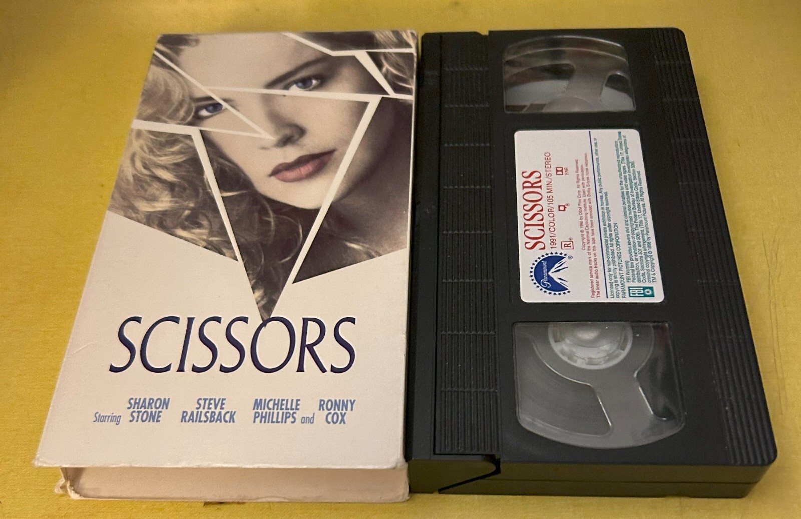 Scissors VHS 1991 Paramount Sharon Stone, Steve Railsback, Michelle ...