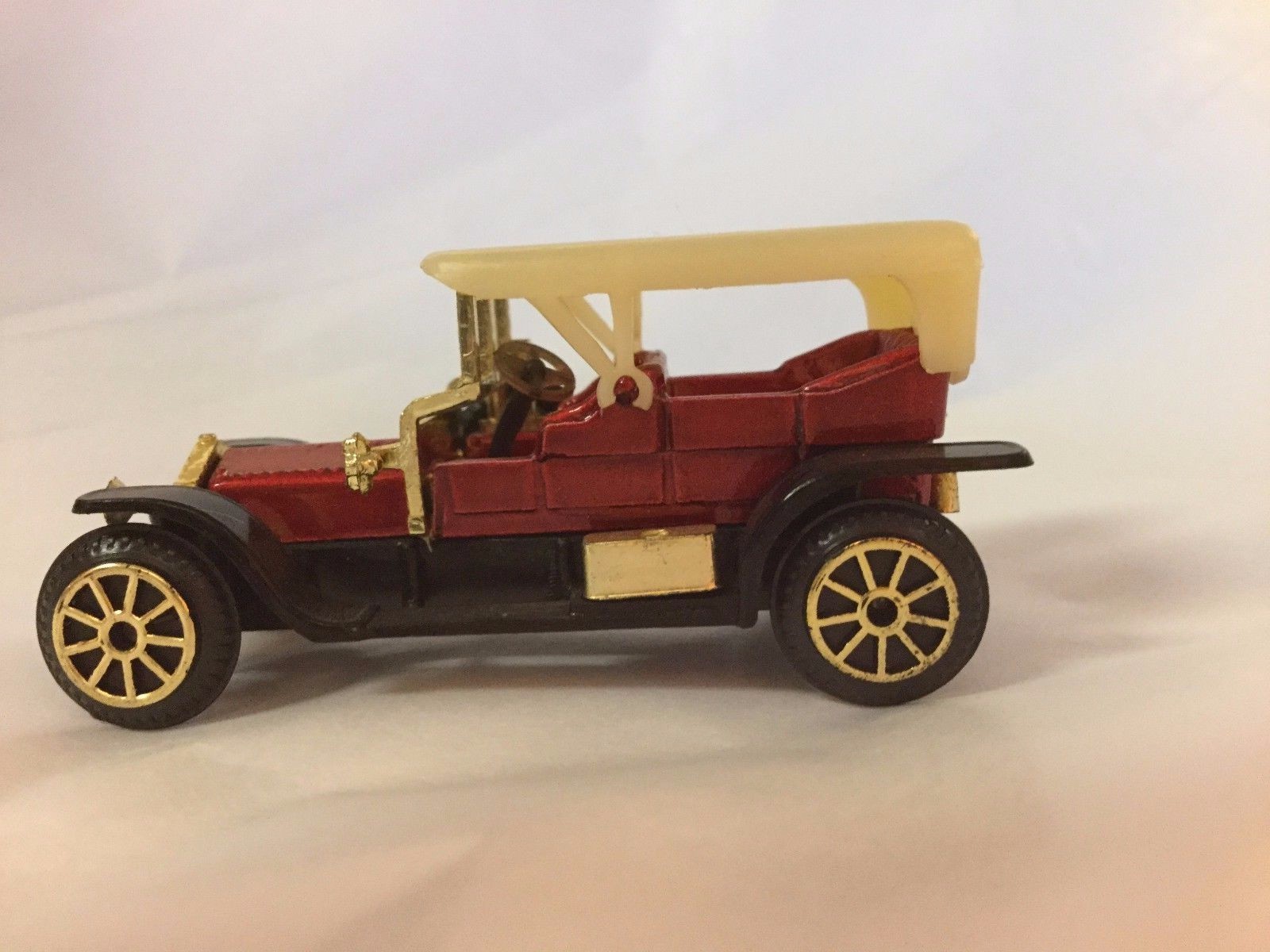 Vintage Model Antique Cars Wooden Display Shelf 6 Cars Readers Digest ...