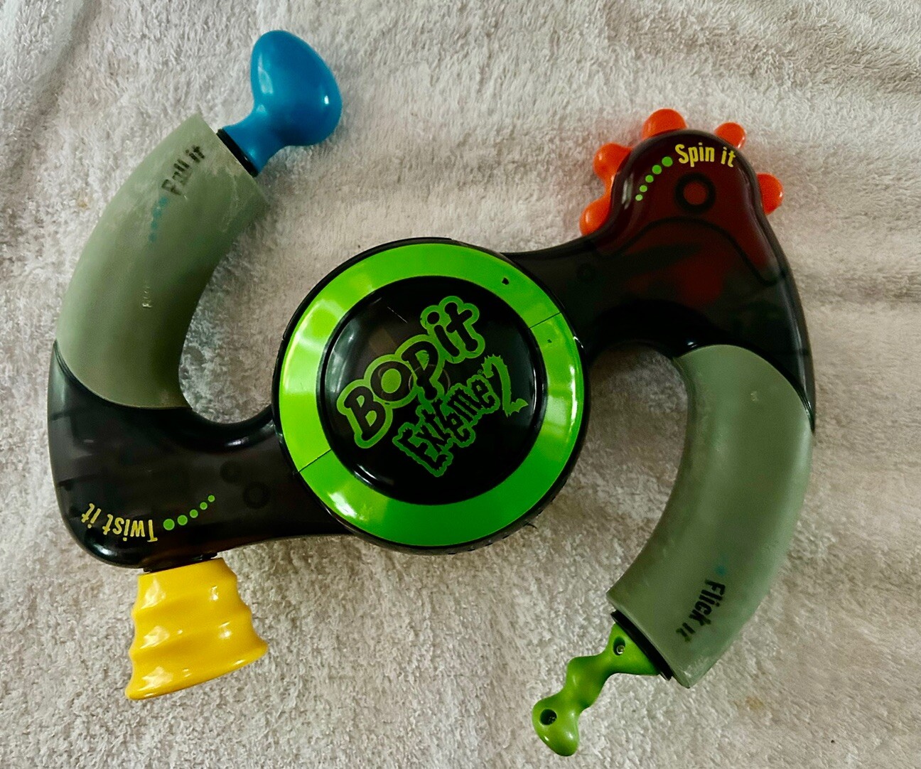 Hasbro Bop It Extreme 2 Handheld Electronic Game Vintage 2002 Tested ...