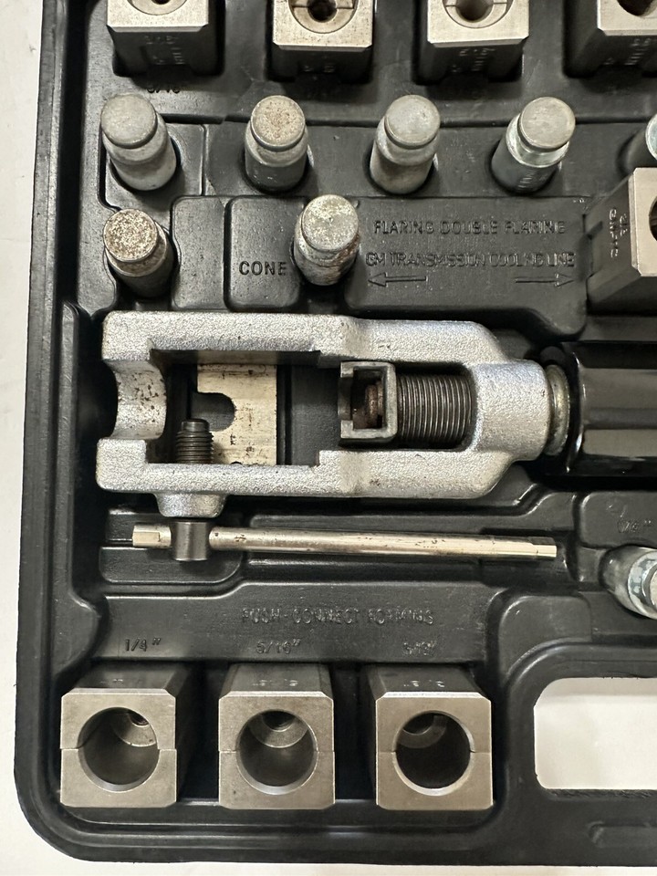 Mastercool 71475-PRC Universal Hydraulic Flaring Tool Set With Tube ...