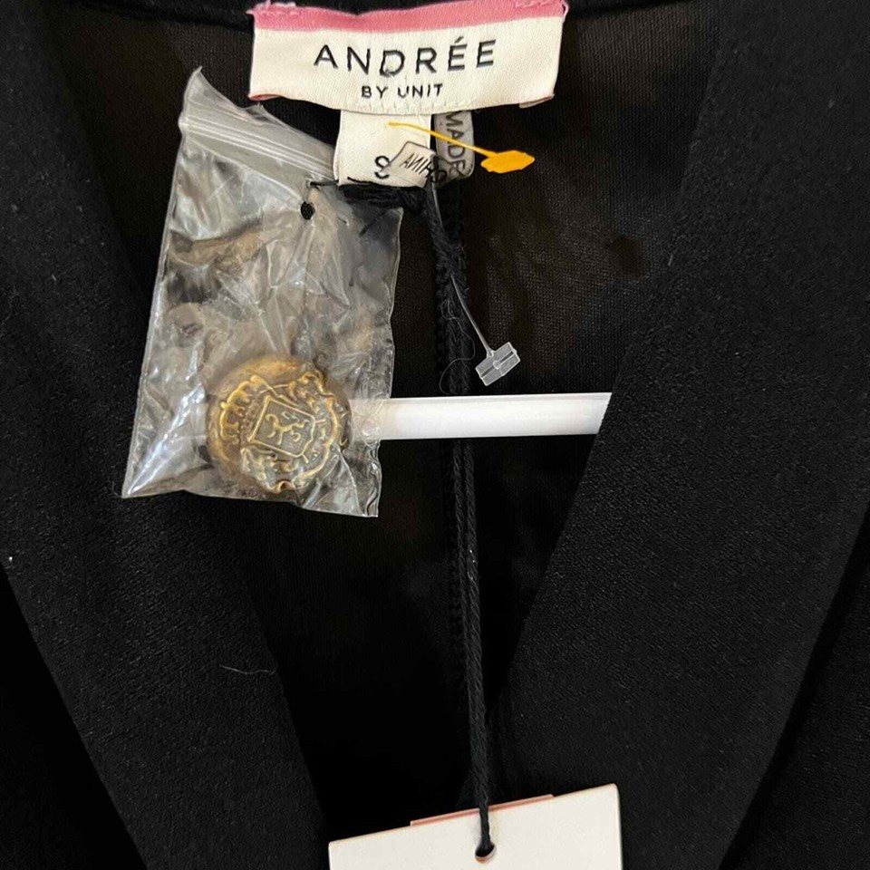 NWT Andree by unit classic chic blazer gold buttons ruffle bottom size ...