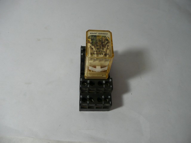 IDEC Relay Ry4s-ulc 024v DC RY4SULC 14 Pins W/base 700-hn 103 Ser B for ...
