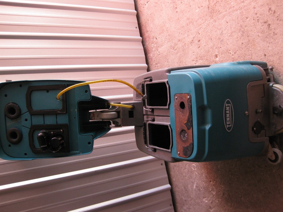 TENNANT R3 Ready Space Carpet Extractor Cleaner | eBay