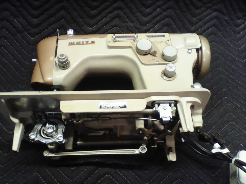 Vintage White sewing machine-gold color | eBay