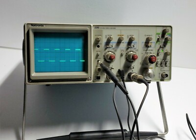 Oscilloscopes - Tektronix 2215