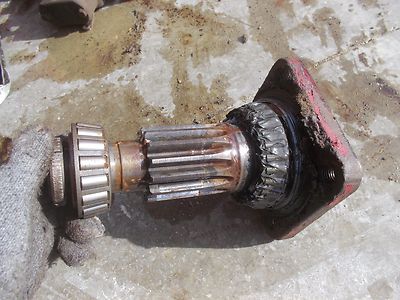 Farmall 560 460 Tractor IH IHC front pedestal bolster shaft & bearings ...