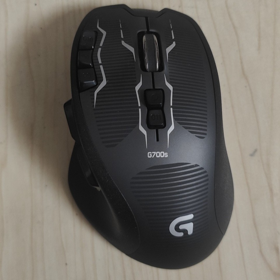 Logitech G700s Wireless Mouse Ergonomic Design Perfect for Gaming | eBay