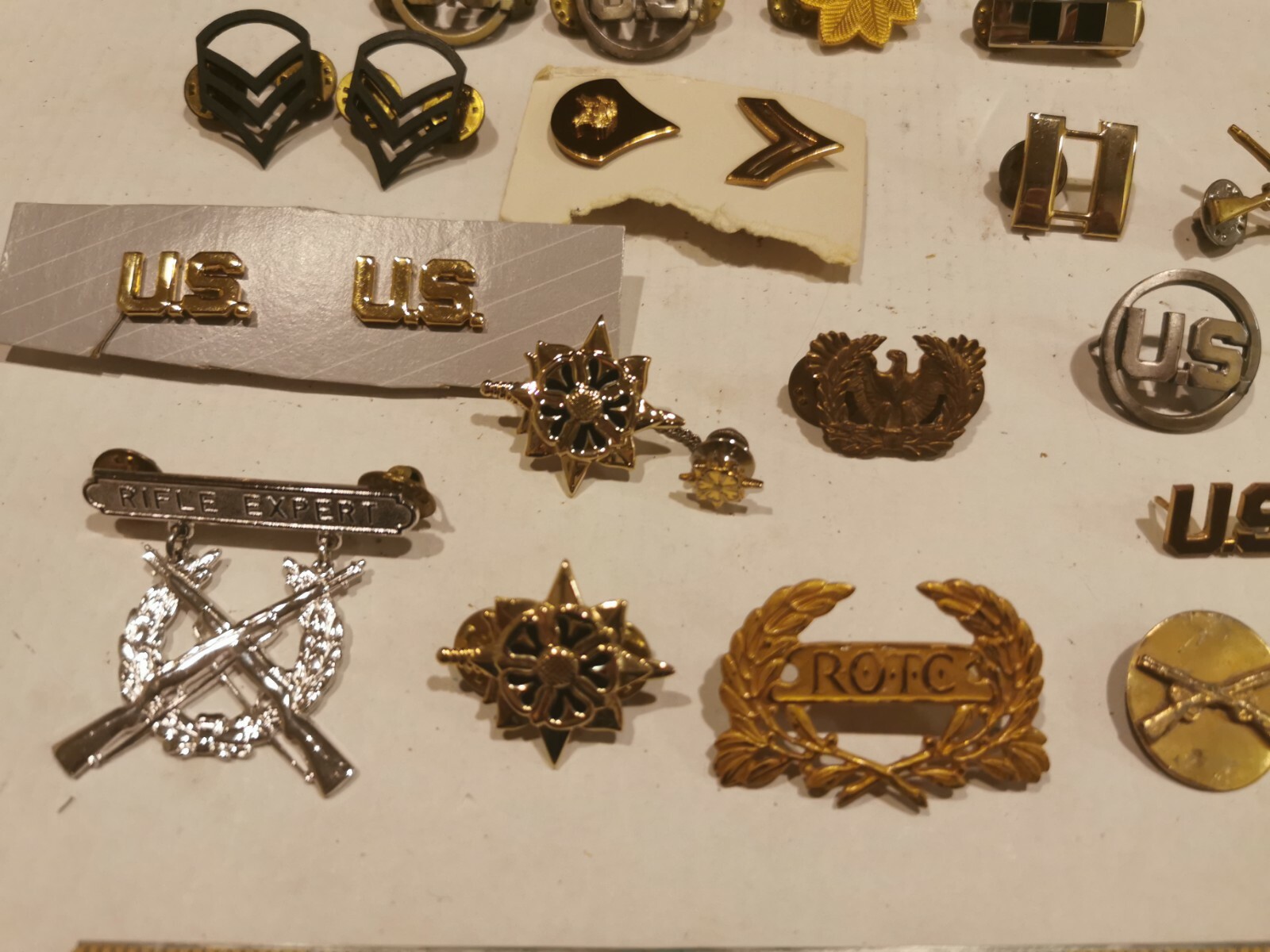 US Army ROTC Badge Pin Rifle expert WO Enlist major US disc branch ...