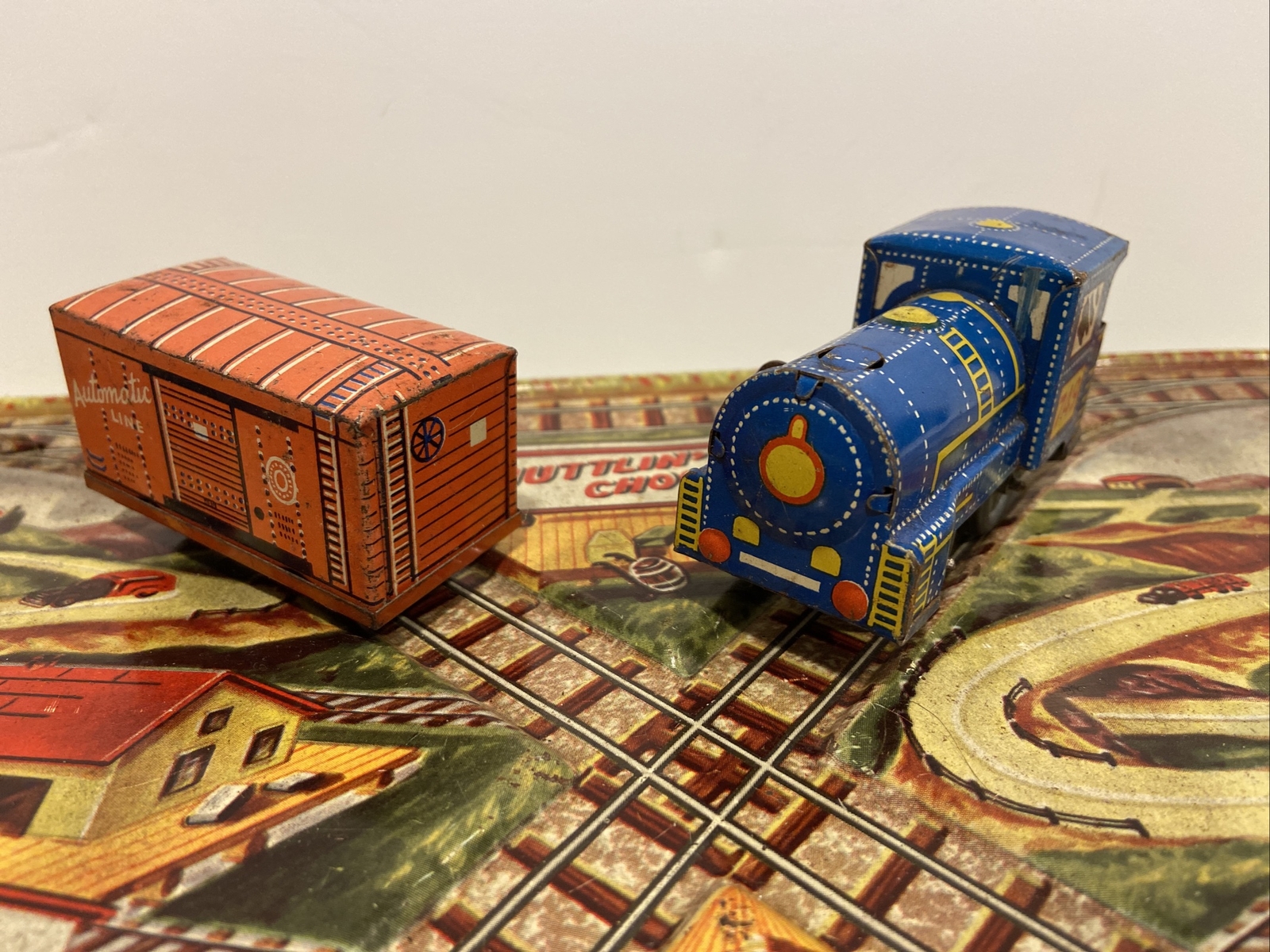 Vintage Marx “Shuttlin’ Choo-Choo” Tin Litho Track - W/Wind Up Engine ...