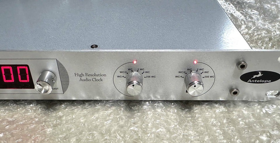 Antelope Isochrone OCX High Resolution Audio Clock Generator Working ...