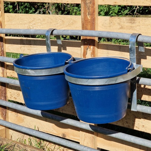 5L Bucket Feeder Hanging Trough Hoof Proof Galvanised Ring Sheep ...