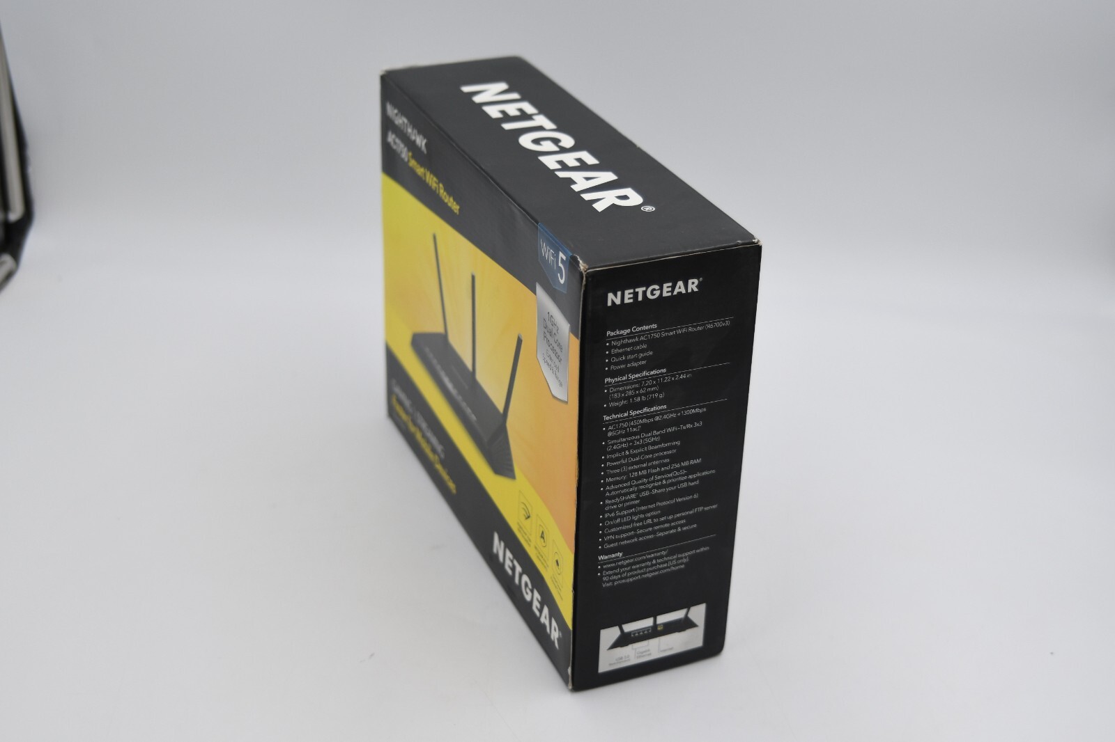 NETGEAR R7600 Nighthawk AC1750 Smart WiFi Router - R6700v3-100NAS ...