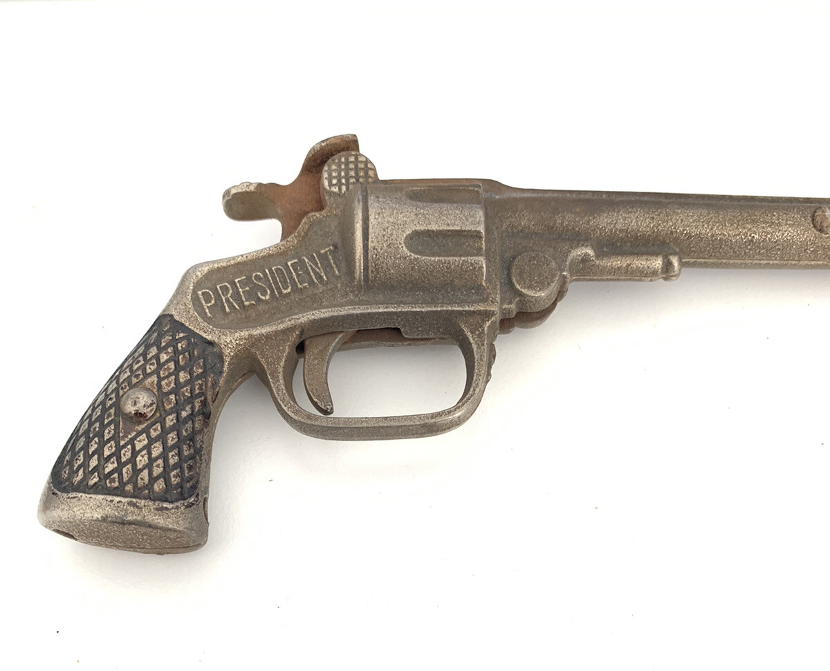 VINTAGE KENTON PRESIDENT CAST IRON LONG BARREL CAP GUN USA RARE | eBay
