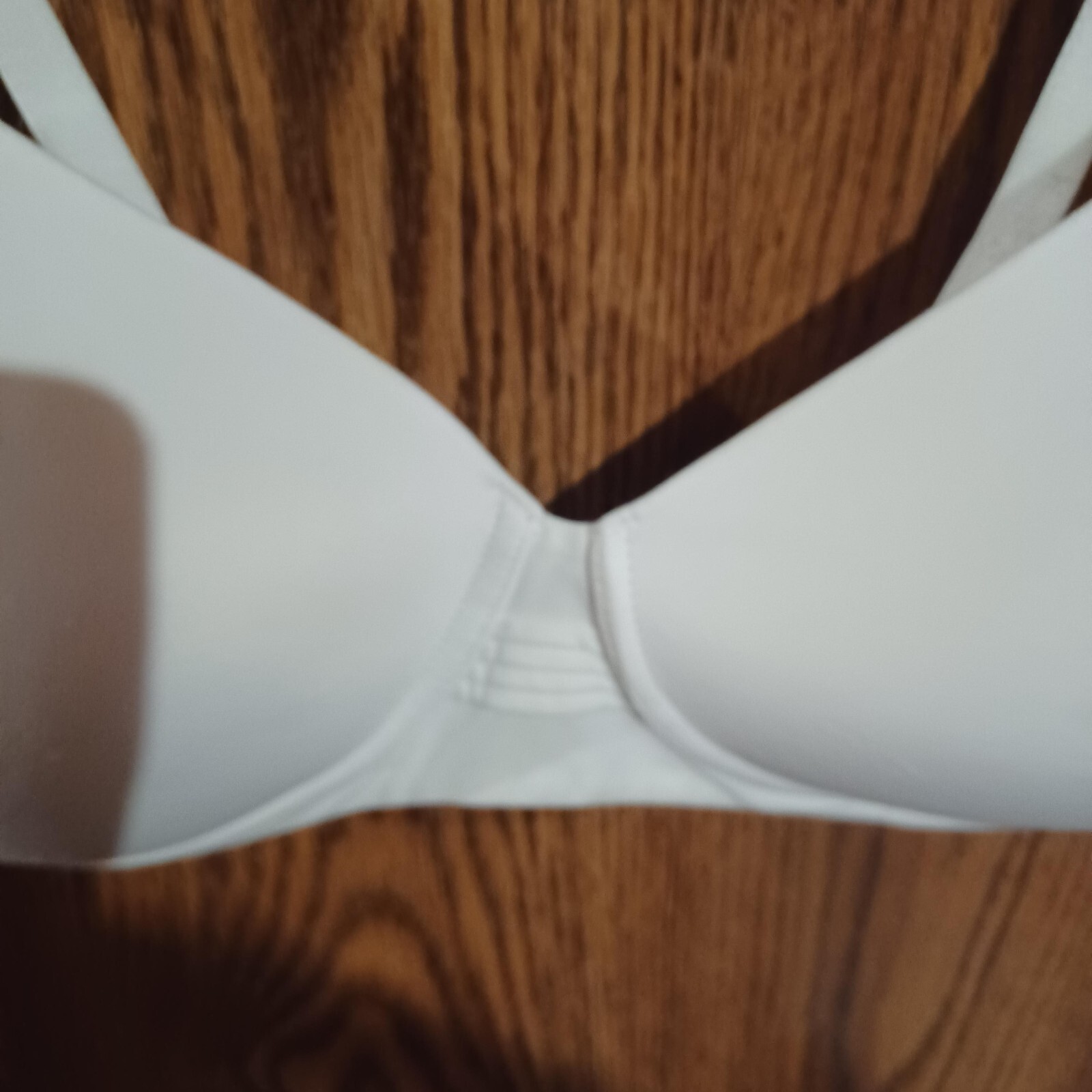 Barely There Solid White Bra Full Cover Adj. Strap Wireless 38B | eBay