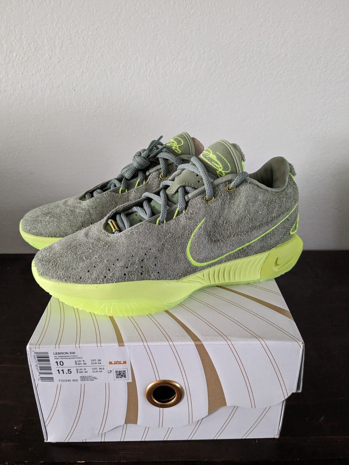 Size 10 - Nike LeBron XXI / 21 Oil Green/Volt- FV2345-302 Brand New | eBay