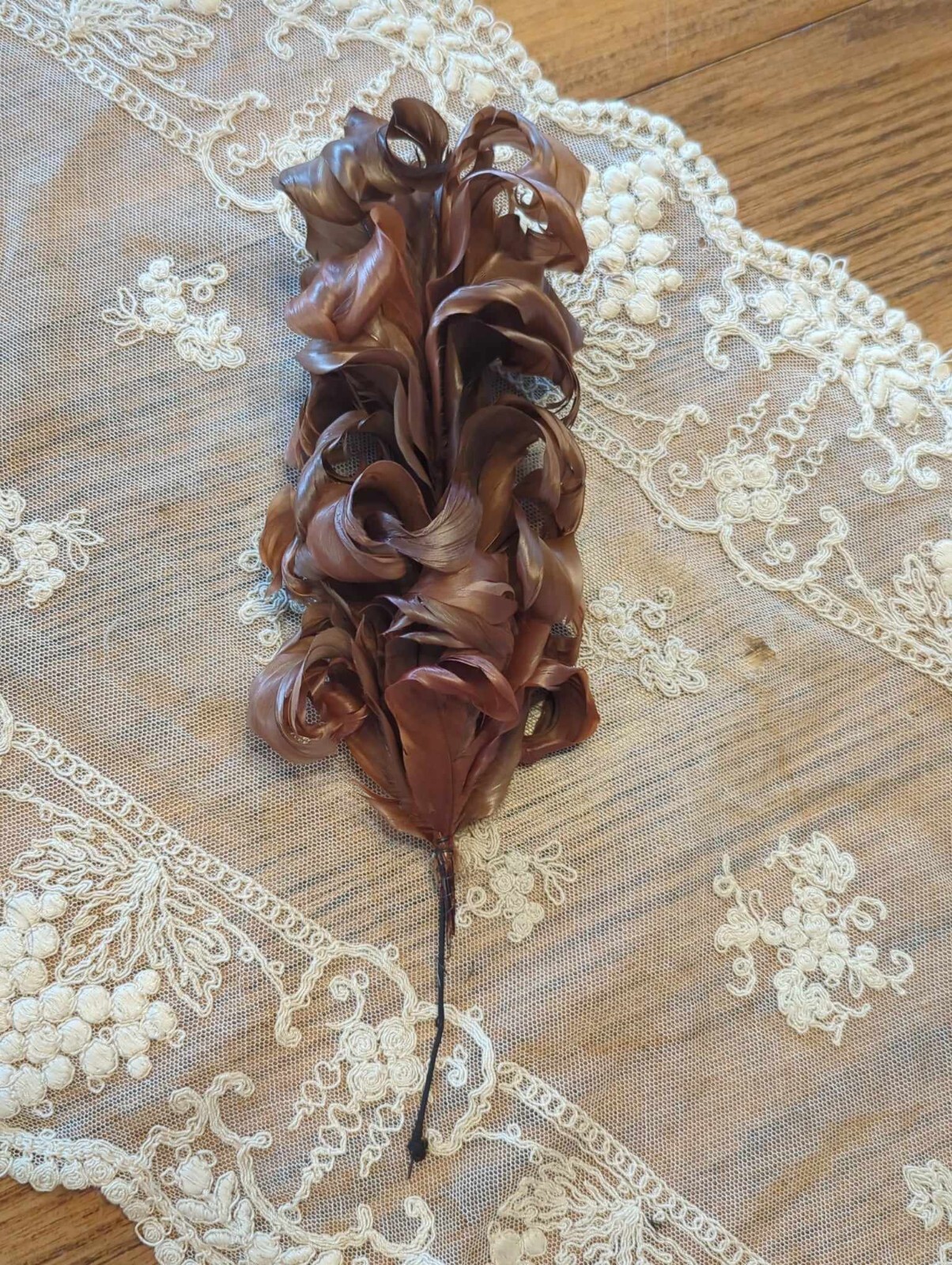 Antique Victorian Ewardian Titanic Curly Feather Mill… - Gem