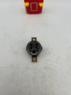 Hubbell HBL5258 Single Panel Mount Receptacle, Brown, 5-15R, 15A 125V ...