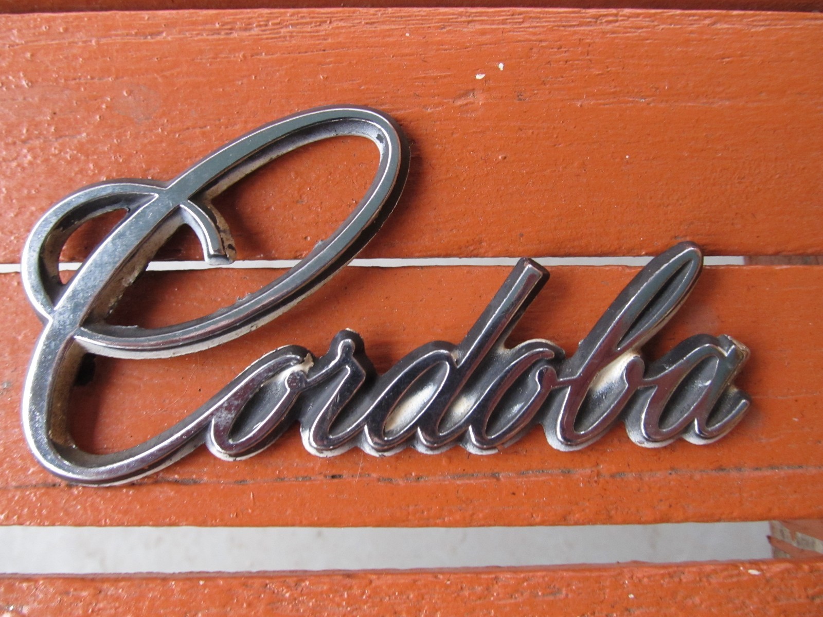 CHRYSLER Cordoba FRONT FENDER EMBLEM NAMEPLATE NICE | eBay
