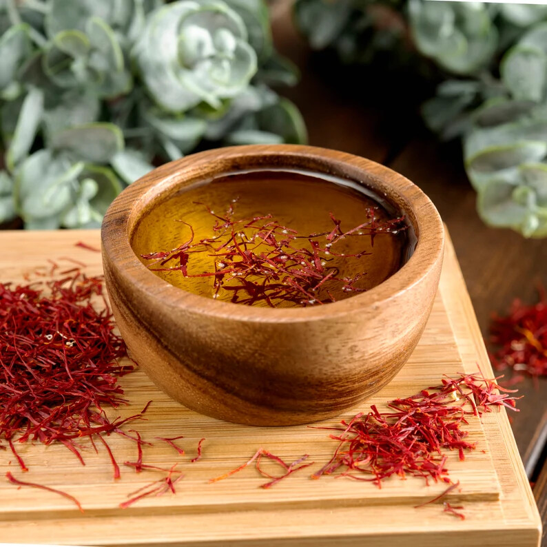100% PURE ORGANIC RED SAFFRON SPICE - EXCELLENT QUALITY - KASHMIRI ...