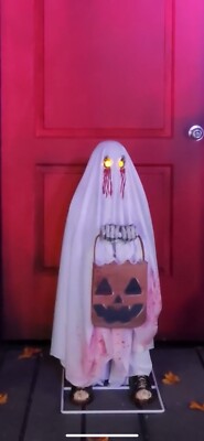 NEW 3 Ft Animatronic Light-Up Bloody Ghost Trick-or-Treater NIB 2023 ...