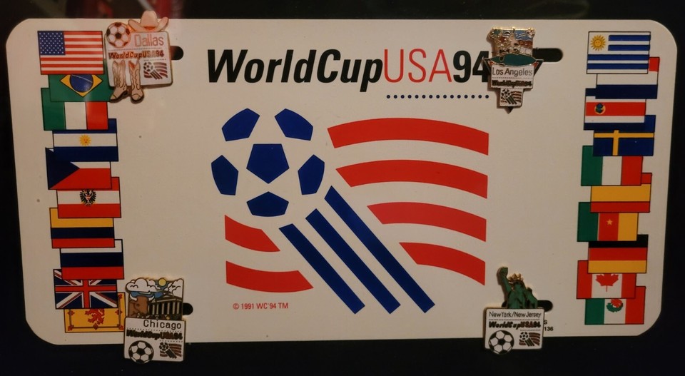 Selten RARE World Cup USA 1994 WM Football mit 31 Pins mit Hochwertigen ...