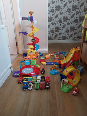 Vtech Toot Toot Drivers Racing Bundle. Twist & Tower 360 Loop Spin ...