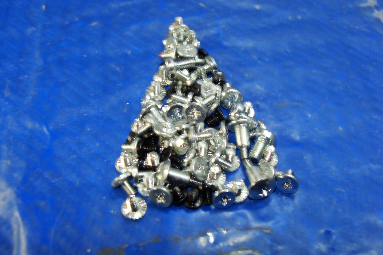 Dell Inspiron One 23" 2330 Genuine Desktop Screw Set Screws Set Of ...