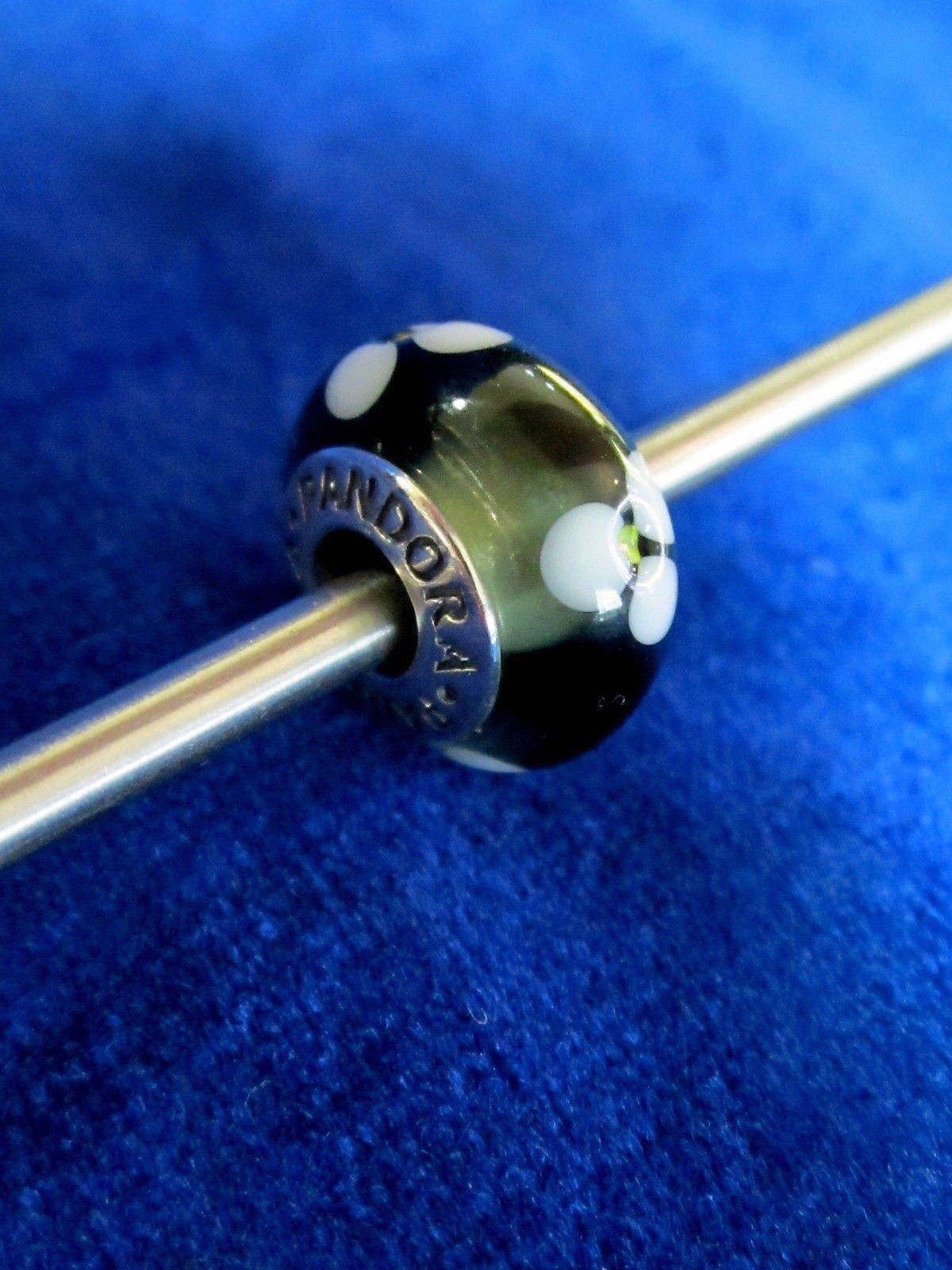 AUTHENTIC PANDORA #790604 BLACK FLOWER MURANO GLASS BEAD BRAND NEW ...