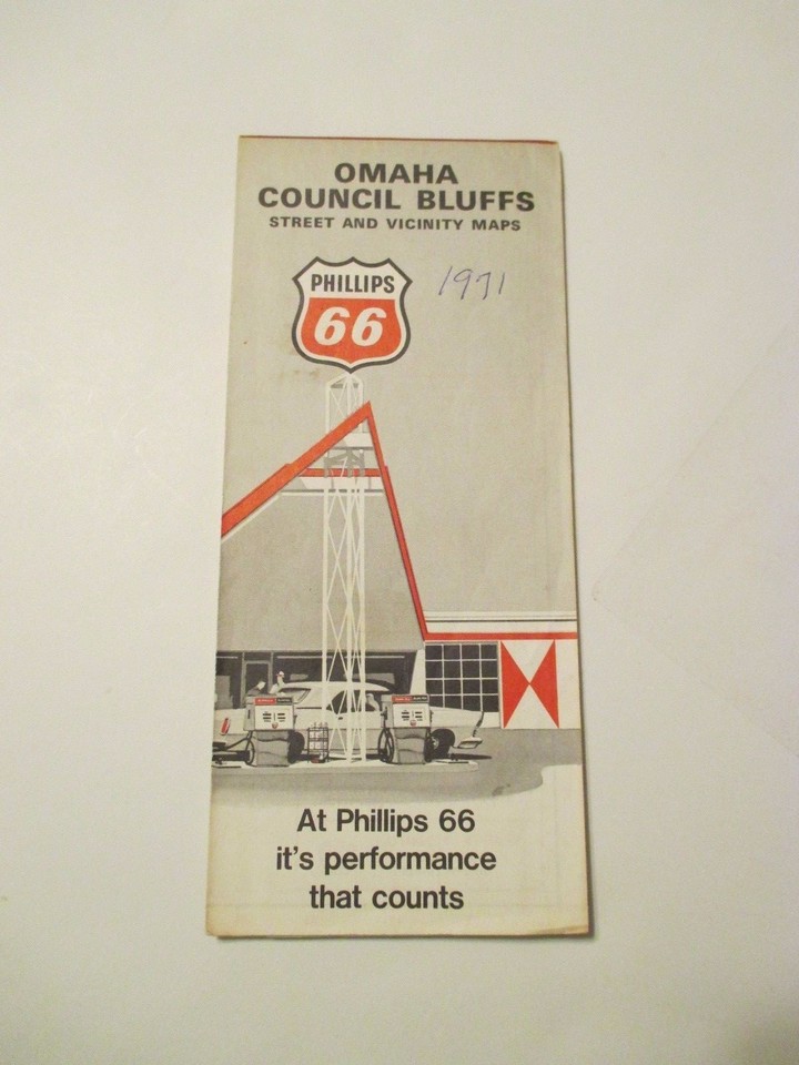 1971 PHILLIPS 66 OMAHA COUNCIL BLUFFS Nebraska Gas Station CITY STREET ...
