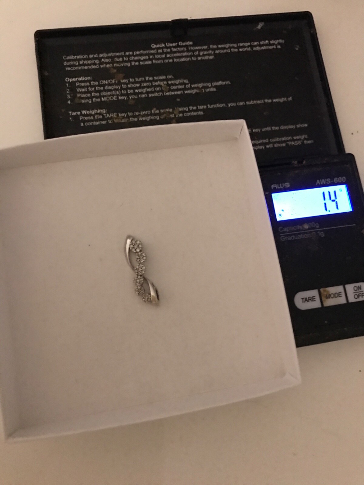 10k gold diamond pendant 1.4 grams solid white gold - Gem