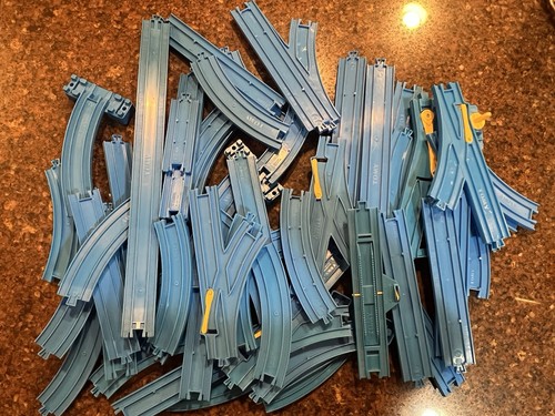 Thomas Trackmaster TOMY Track Lot 60 Pc Expansion Set Curve Straight Y ...