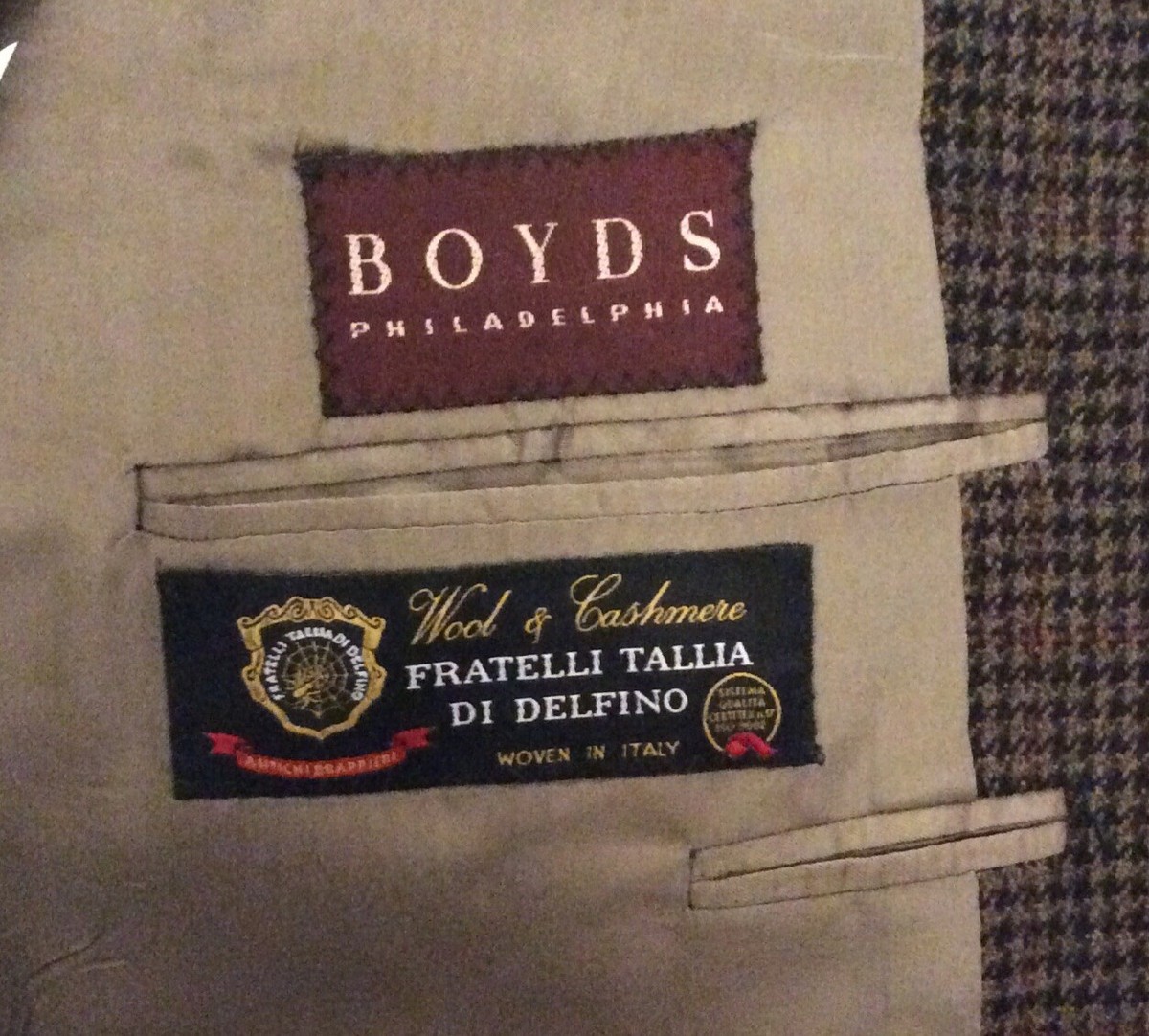 Boyds Philadelphia Logo 185 Boyds Philadelphia Stock Photos, High Res