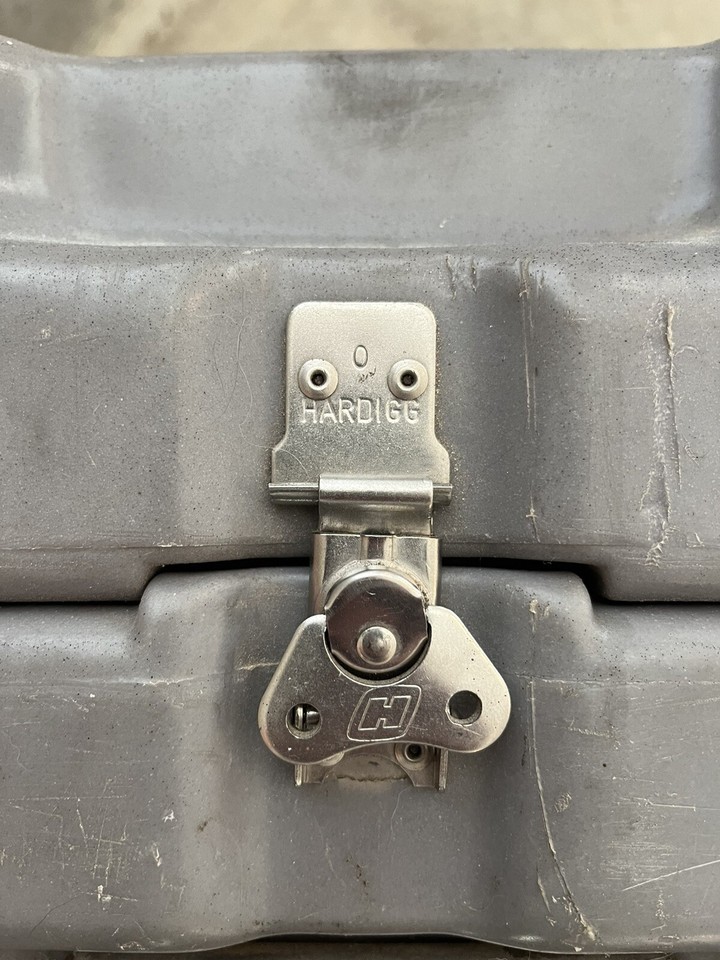 Hardigg Pelican Weather Tight Transport Case Military Medical 25x19x15 ...