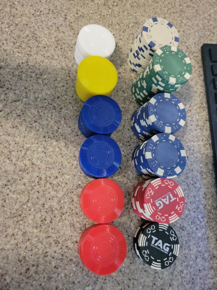 Poker Chip Lot Misc 140 | eBay