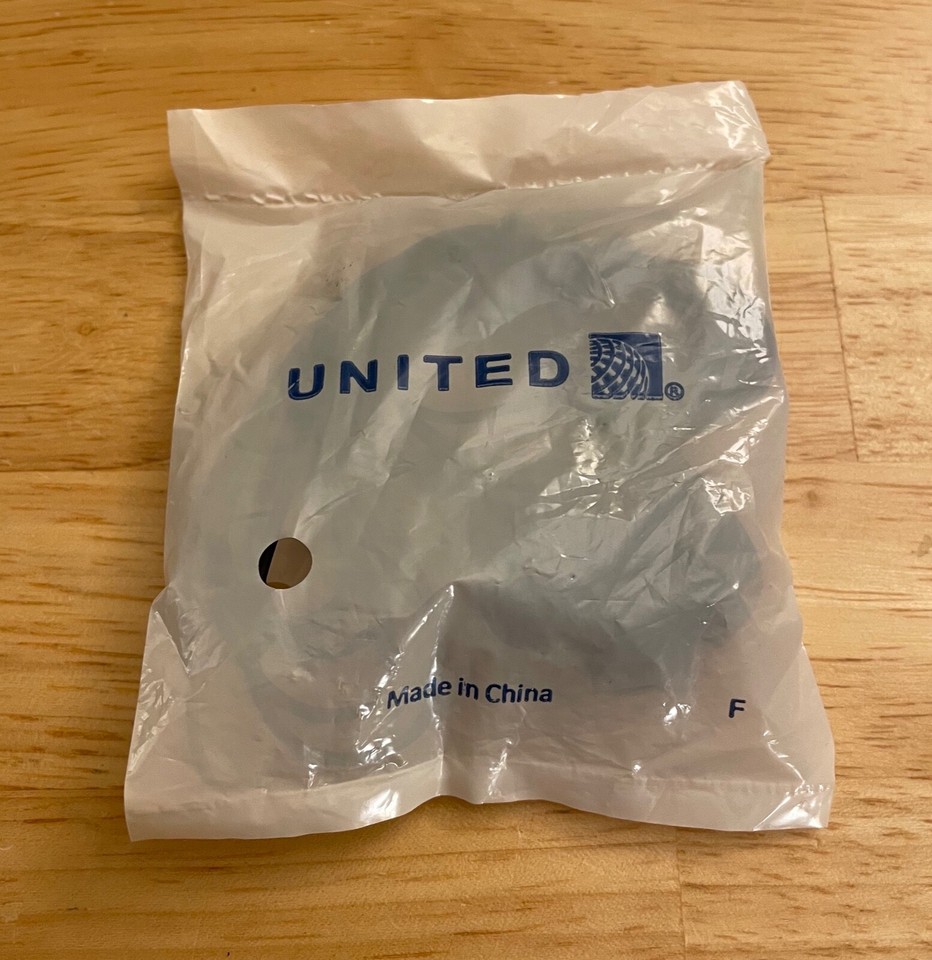 United Airlines Wired Earbuds / Earphones / Headphones - New, Sealed | eBay