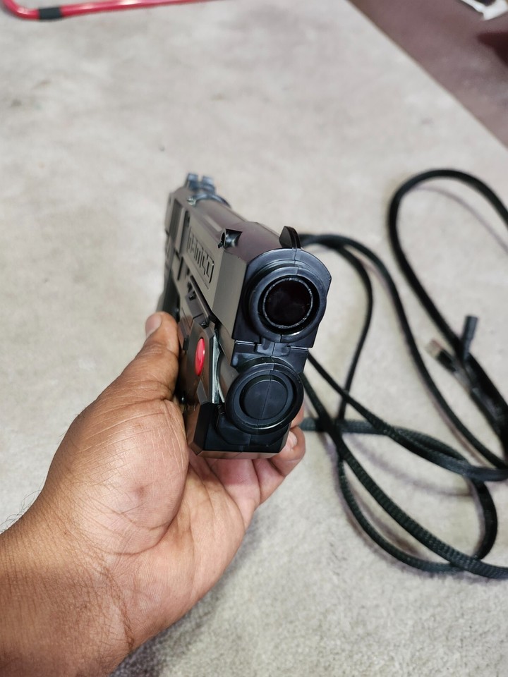 Arcade Light Gun with rumble & recoil for Modern TVs - works with ...