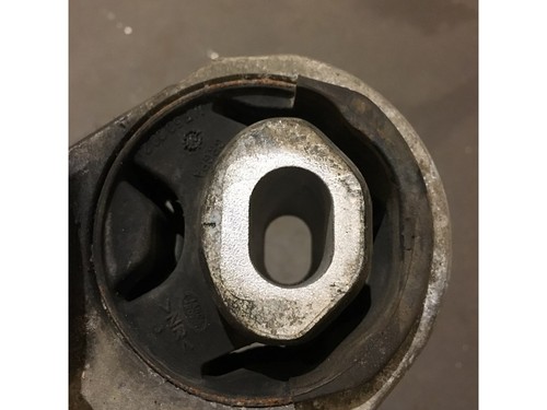 2005 Land Rover LR3 Transmission Transfer Case Mount Bracket | eBay