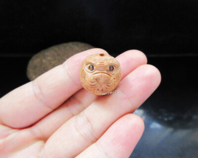 Netsuke - Bead Necklace