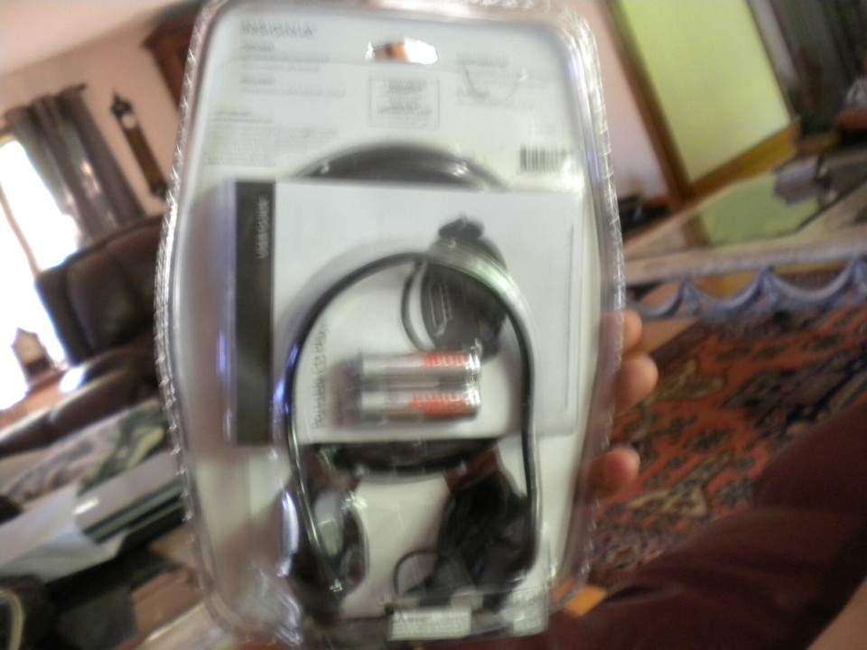 Insignia Portable CD Player with Headphones ns p4112 | eBay